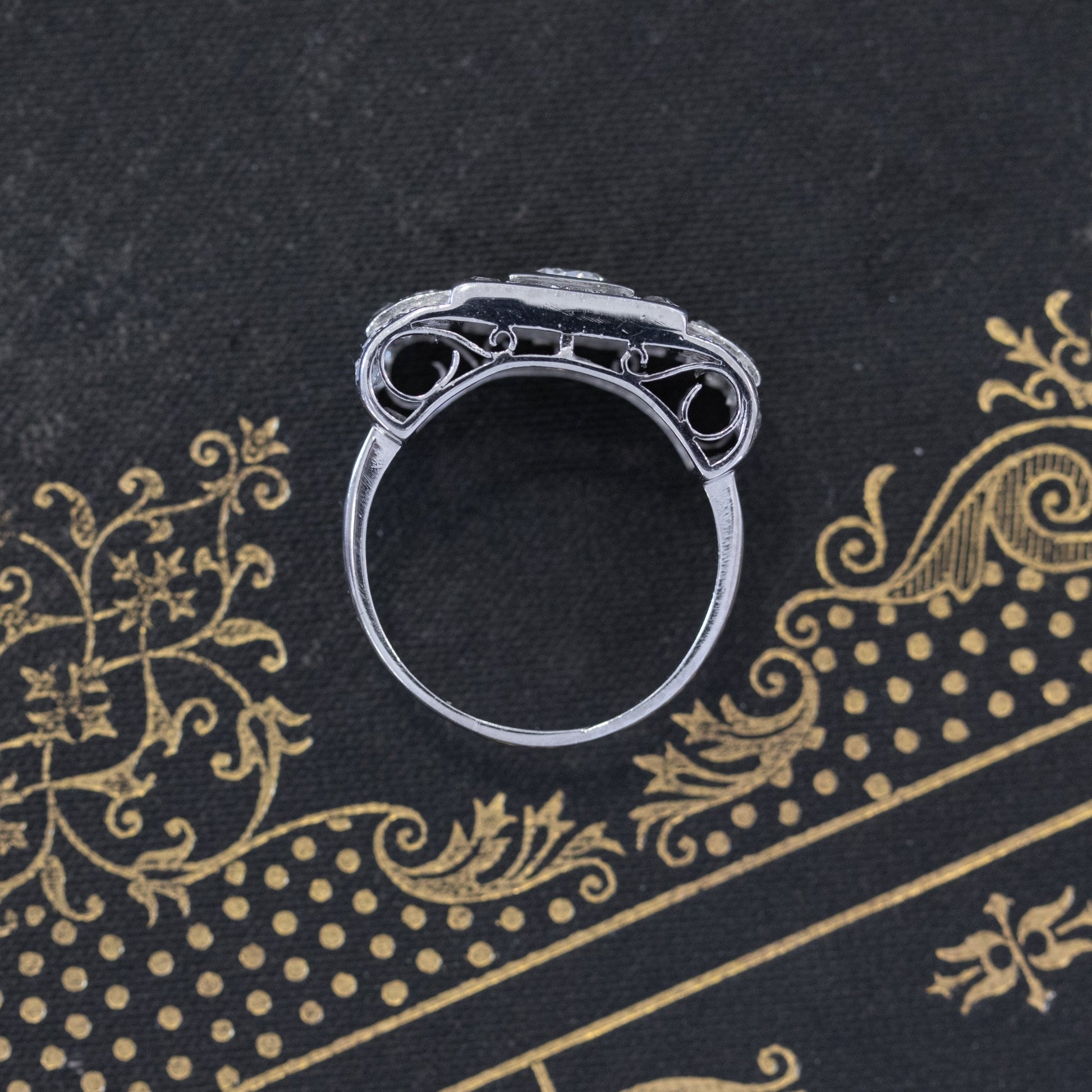 1.40ctw Art Deco Diamond Scroll Ring