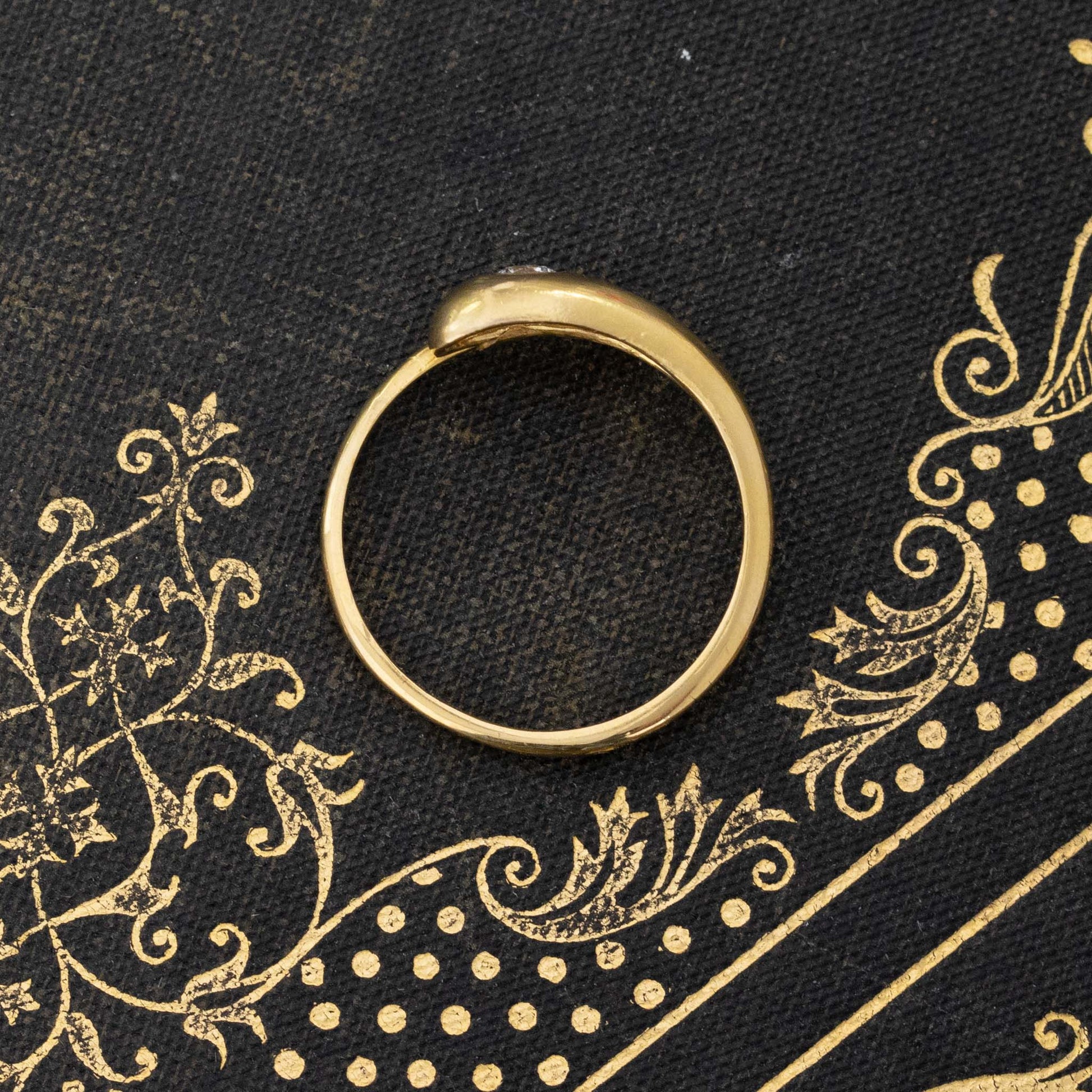 Vintage Diamond Serpent Band